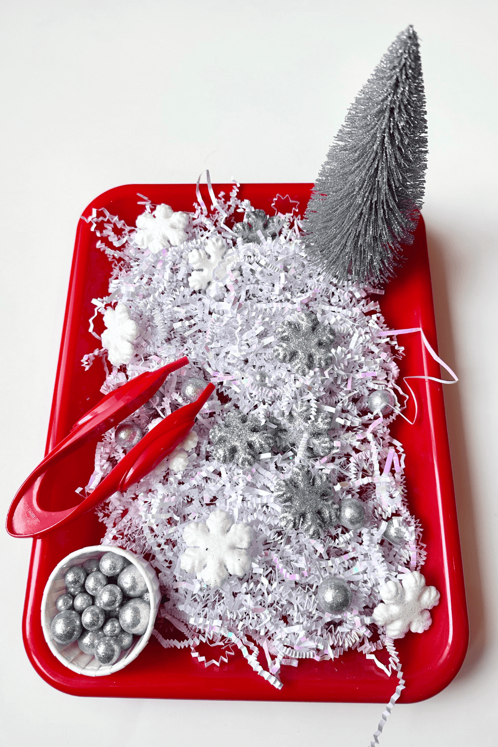 Christmas Themed Sensory Bin Tutorial